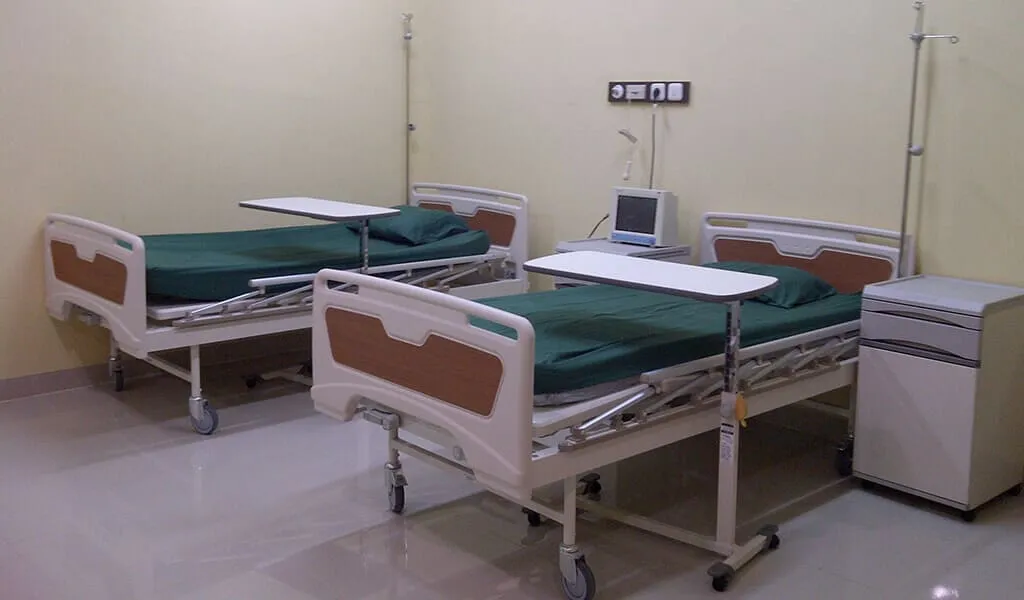 Ruang Pemulihan - Rumah Sakit Delima Asih Sismamedika.